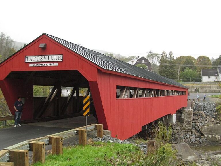 Vermont's Covered Bridges And Maple Farms Take You On A Journey Through ...