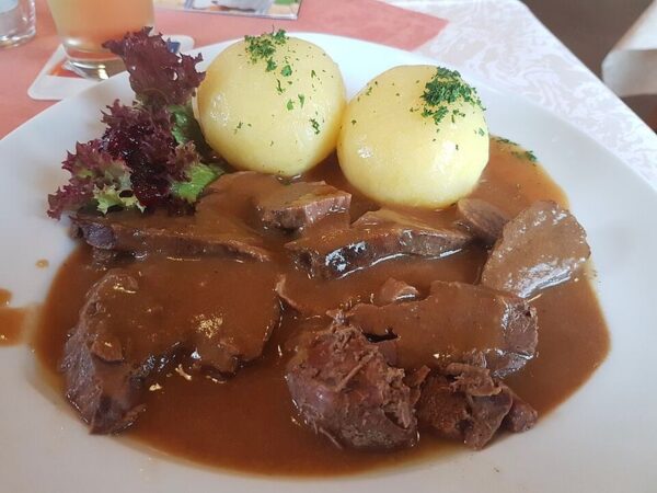 The Real Foods Europeans Ate In The Middle Ages