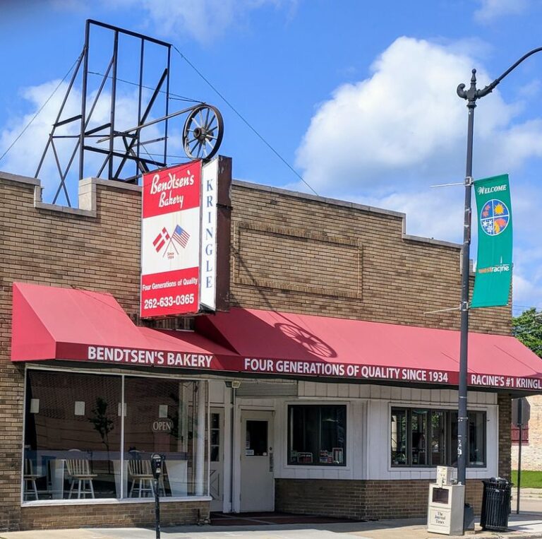 The Low-Key Wisconsin Bakery With Pastries That Stun First-Time ...