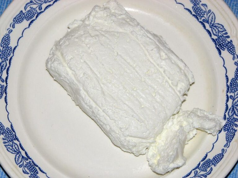 7 Cottage Cheese Brands Made With Truly High-Quality Ingredients