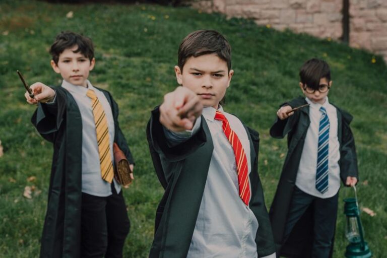 16 Of The Most Iconic Spells From Harry Potter