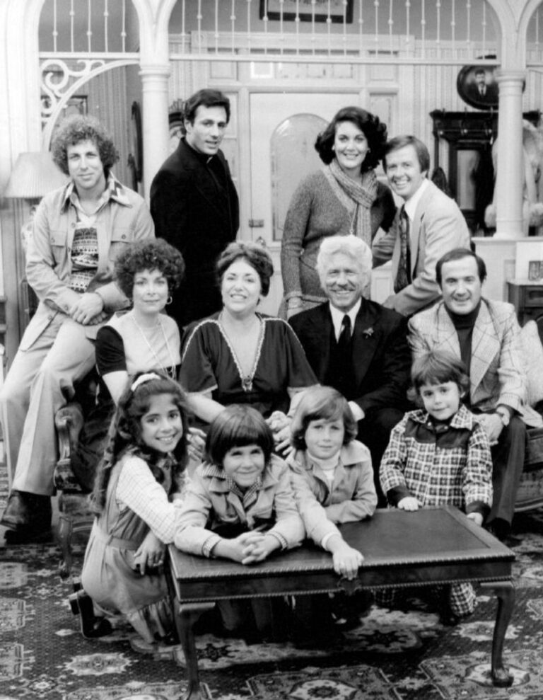 17 1970s Sitcoms That Faded Into Obscurity After Their Cancellation