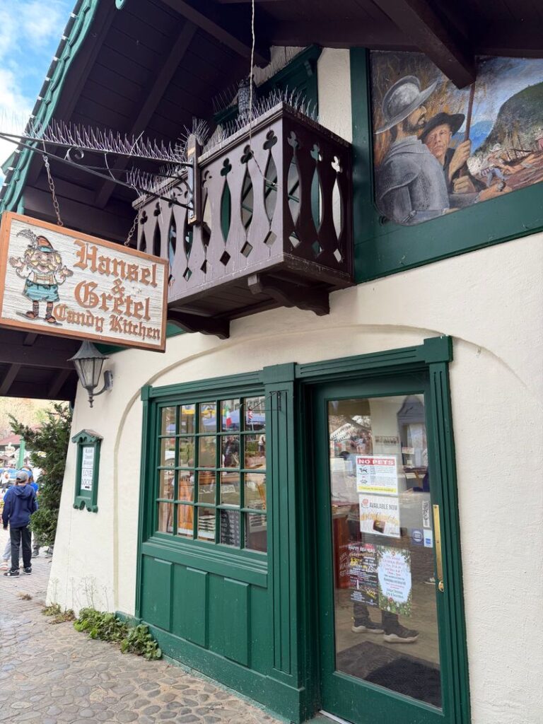 20 American Towns Where Candy Shops Still Feel Like Magic