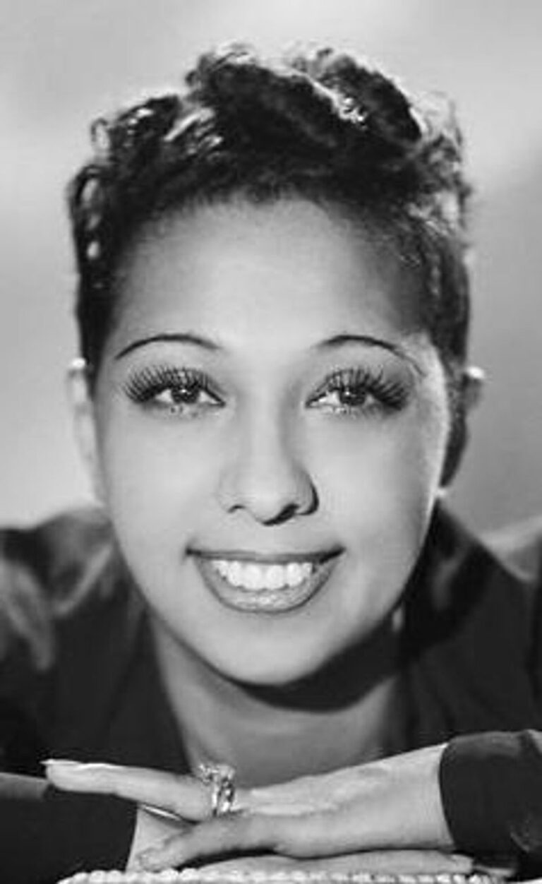 19 Pioneers Who Shaped The Harlem Renaissance